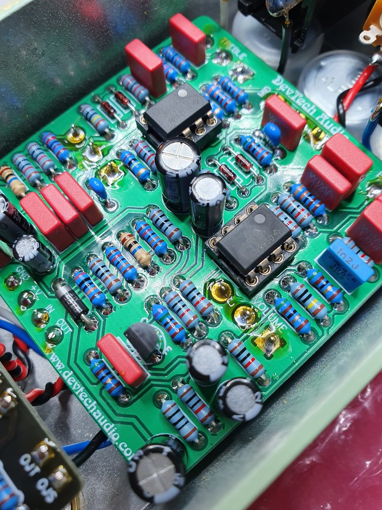 DevTech Evolve – Destroy All Guitars