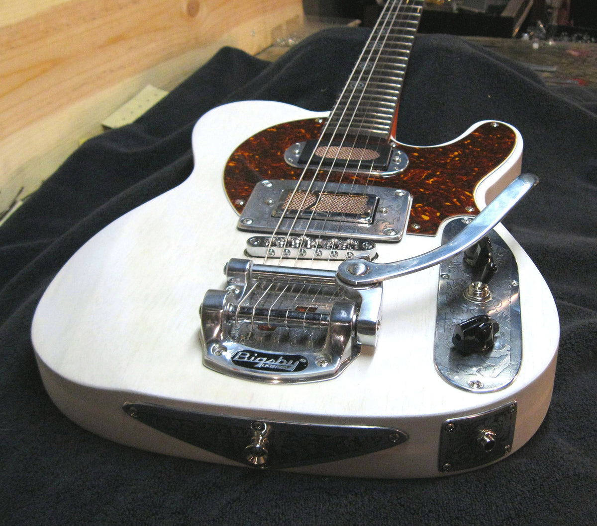 Harden Engineering Bronco Buster – Destroy All Guitars